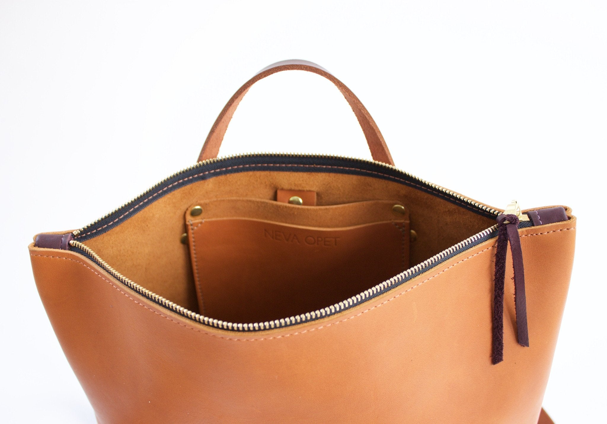 NICO LEATHER BACKPACK